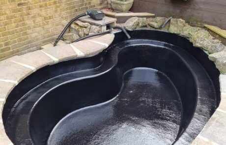 Pond Fibreglassing in Kent, London, Essex, Surrey and Sussex - That ...
