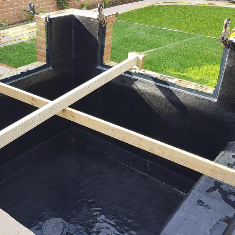 Pond Glass Viewing Windows UK | Koi Pond Window Glass Panels Made to Order